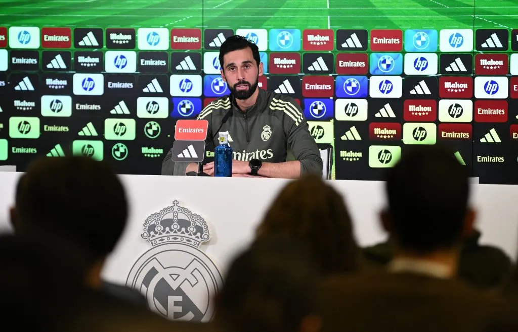 Raul Asencio looks up to Real Madrid icon and former Barcelona captain ...